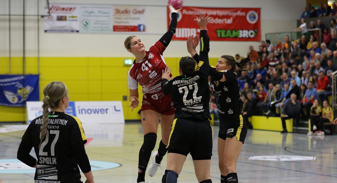 Handball-Luchse unterliegen den Rödertalbienen | Handball Bundesliga Frauen