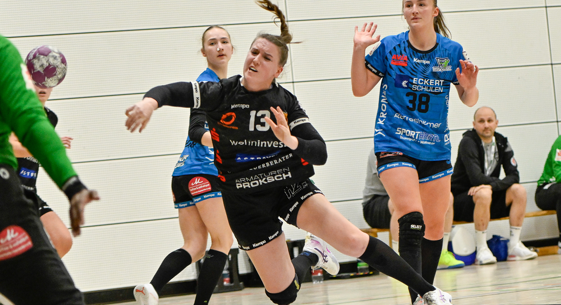 Waiblingen geht gegen Regensburg erneut auf Achterbahnfahrt - wieder Unentschieden | Handball ...